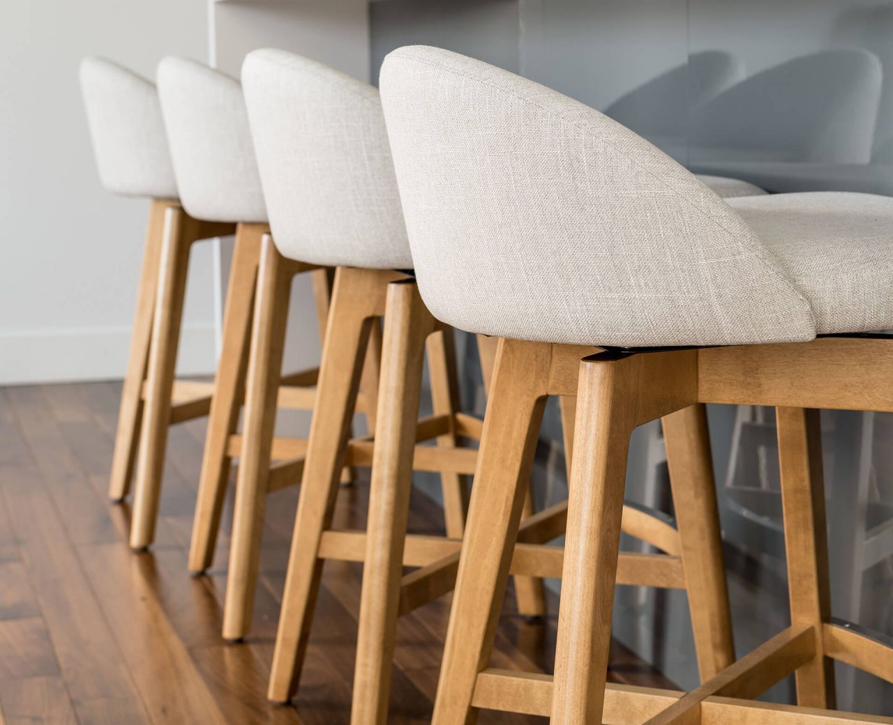 Wood stools - Counter, island kitchen - Canadel